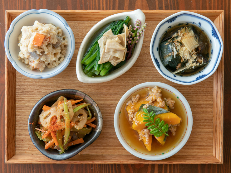 Obanzai to jun-yoshoku aisani in Shijokawaramachi/Teramachi, Kyoto ...